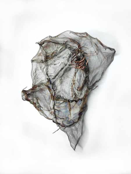 in the gaps by Alysn Midgelow-Marsden | Artwork Archive