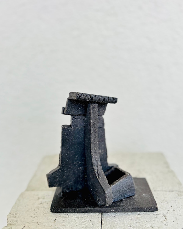 Edge Hold by Carla Roth | Artwork Archive