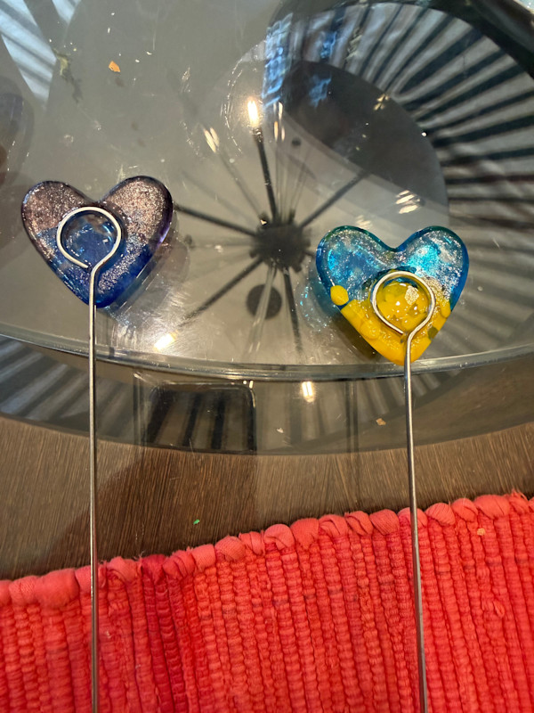 2" January 2026 Reds Pocket Heart 7 Plant Stake by Candice Treat Murphy ...